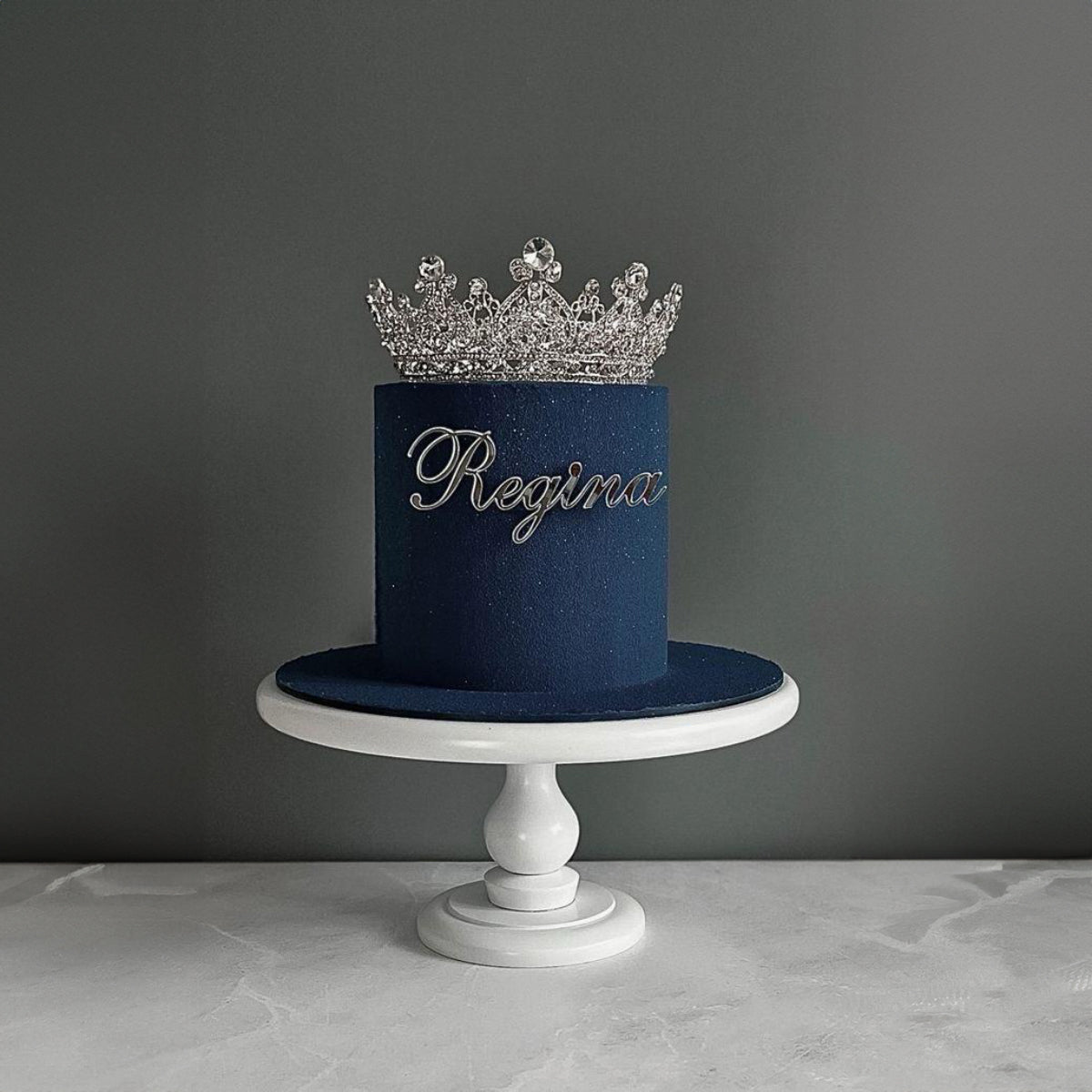 Royal Blue Crown Cake – Make May Day